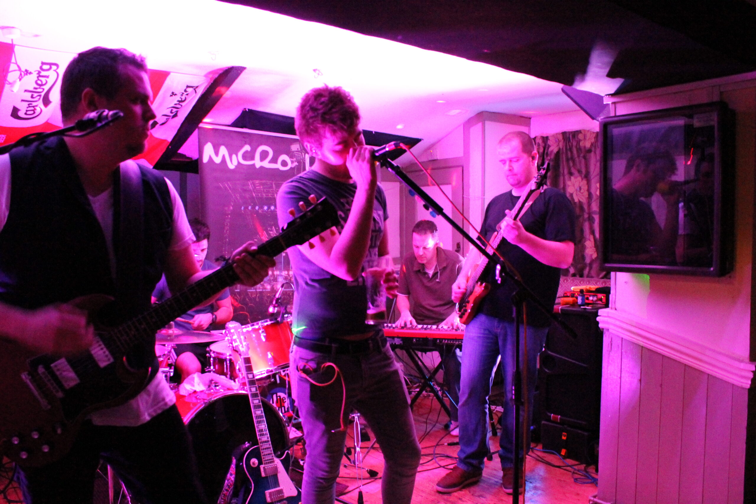 Live Videos | MicroLight | Somerset's Leading Indie Rock Cover Band